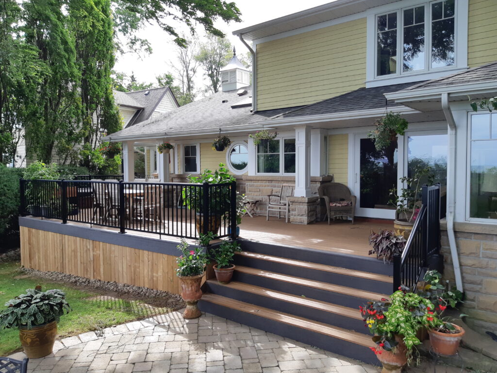 Durable PVC Decking, Southwestern Ontario | The Deck Master